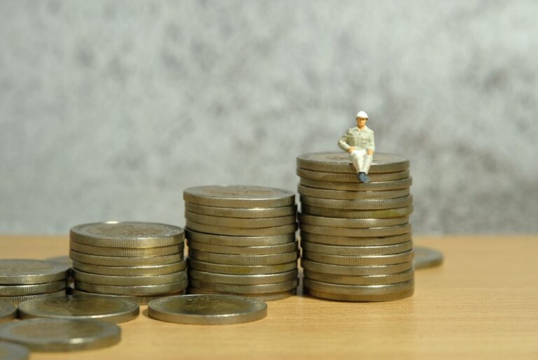 How the raise in minimum wage impacts unemployment | Arch Legal